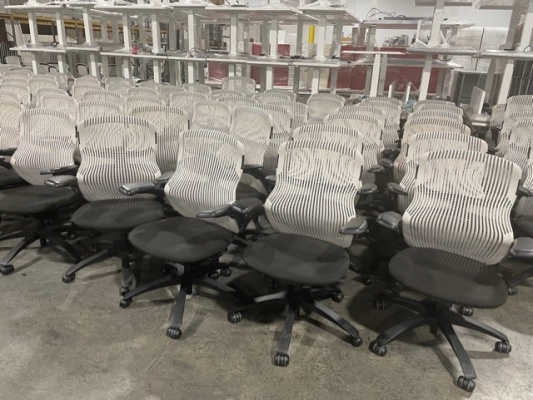 Knoll Generation Chairs with Light Gray Back | Atlanta Office ...